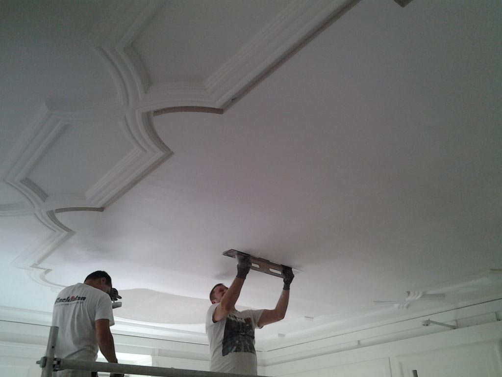 Akustikloft - med anerkendt akustikpuds fra BASWA - få råd og vejledning